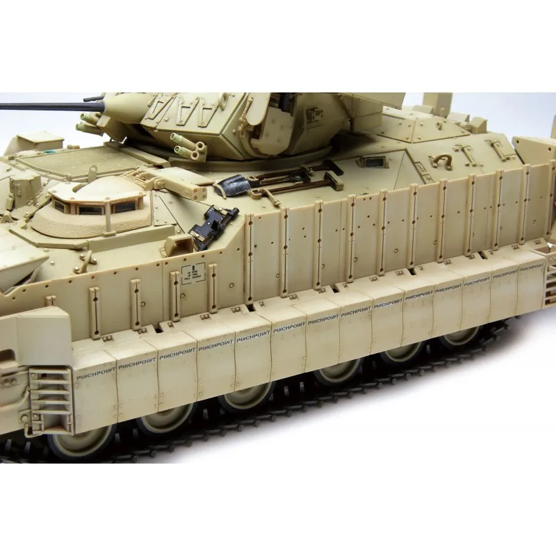 U.S. Infantry Fighting Vehicle M2A3 Bradley w/Busk III Meng SS-004 ...