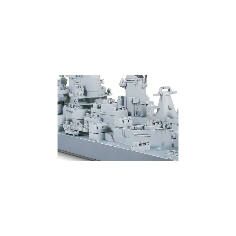 U.S. Navy Battleship BB-63 Missouri TAMIYA 31613 Escala:1:700