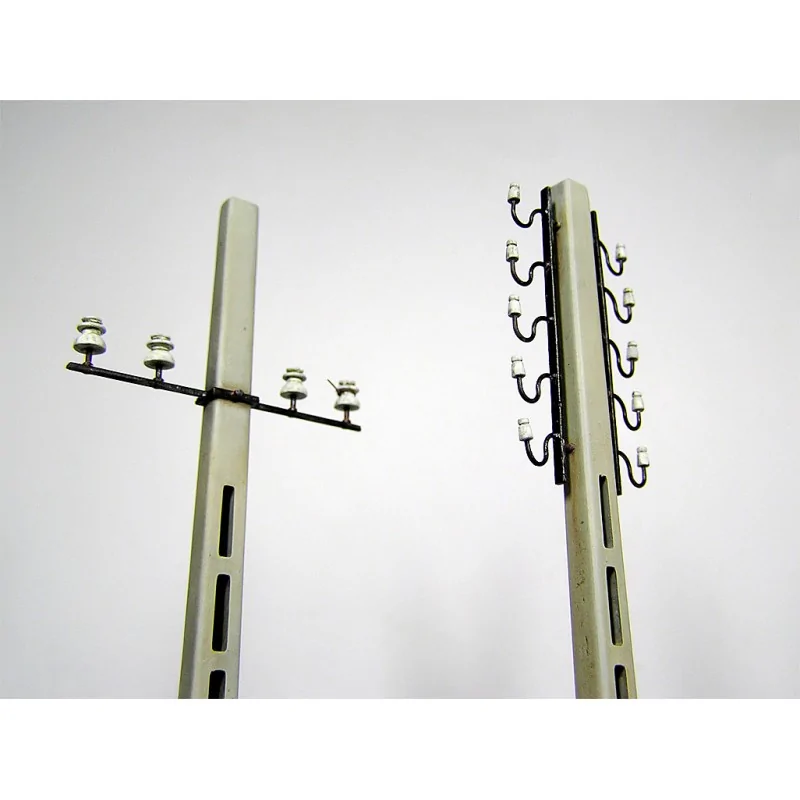 Concrete Telegraph Poles MINIART 35563 Maqueta para Montar